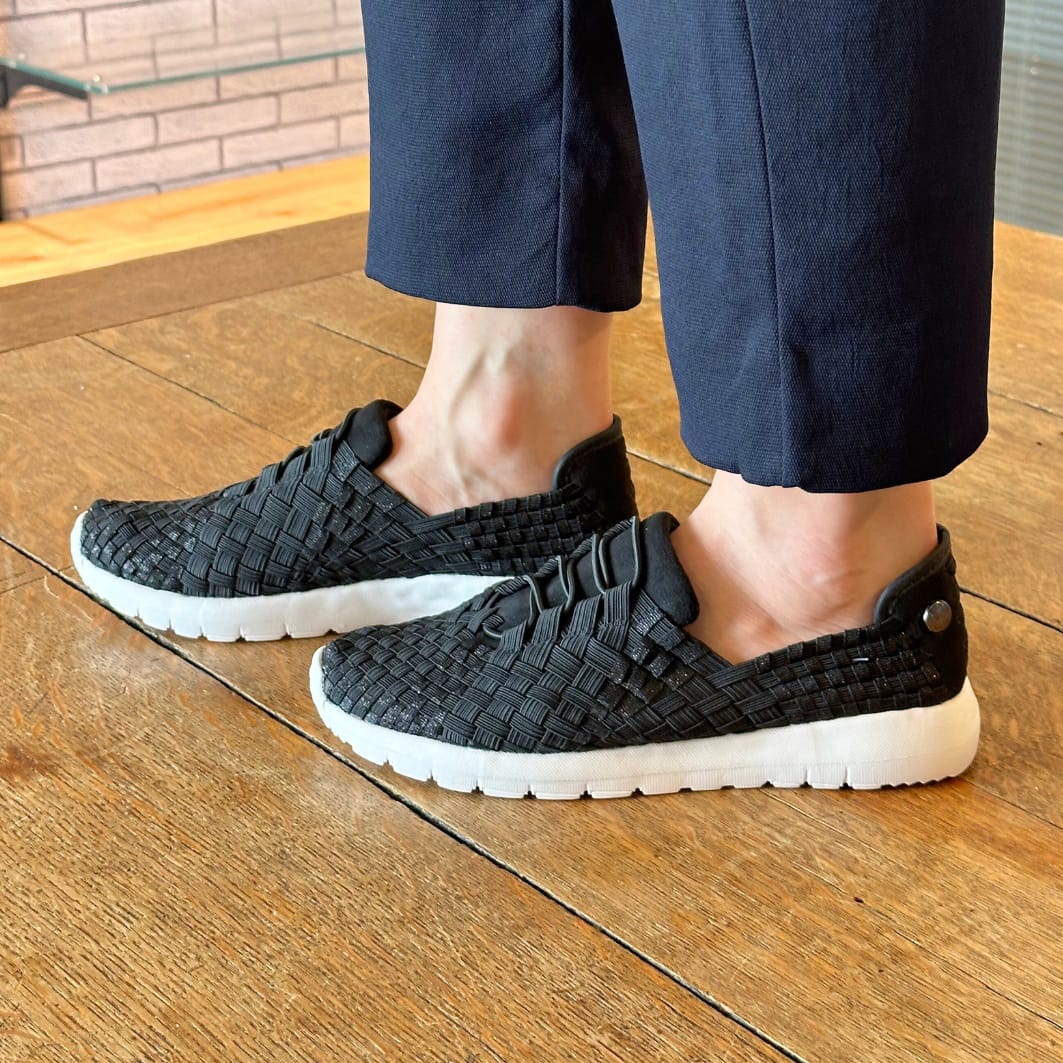 Runner Victoria Black Metallic - Bernie Mev